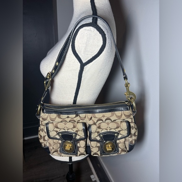 Coach | Bags | Vintage Coach Legacy Soho Shoulder Signature Canvas Bag ...